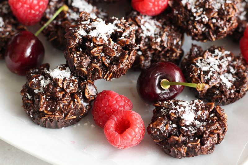 My Healthy Chocolate Clusters Recipe (MY BEST RECIPE) | Liezl Jayne